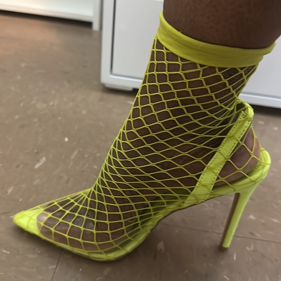 Cape Robbin | Shoes | Cape Ribbon 75neon Yellow | Poshmark